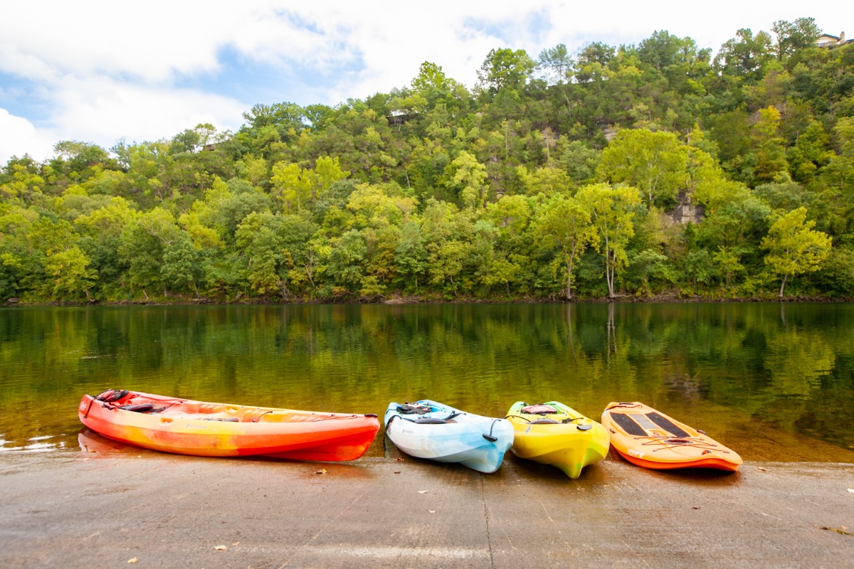 Lake Taneycomo Is The Best Place For Beginner Kayakers In Missouri