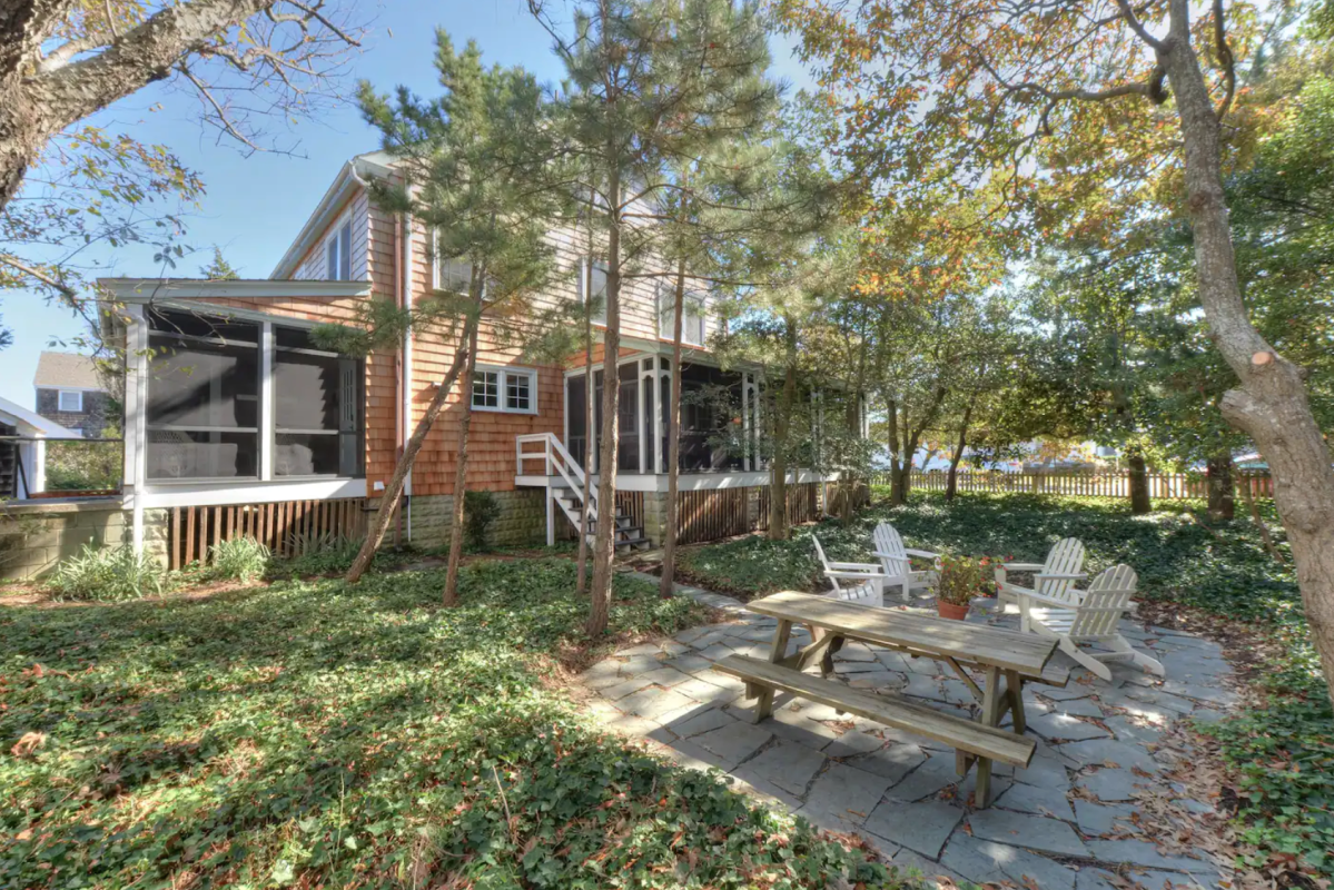Stay At A Beautiful Vintage Rental In Rehoboth Beach Delaware