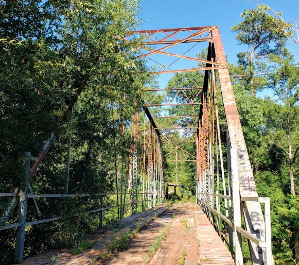 Stuckey’s Bridge in Mississippi Is One Of The Most Haunted Places