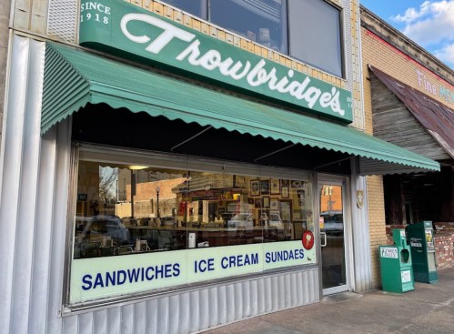 Five Generations Of An Alabama Family Have Owned Trowbridge's