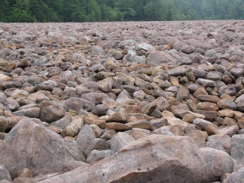 You’ll Want To Spend All Day At Sand Spring Lake In Pennsylvania