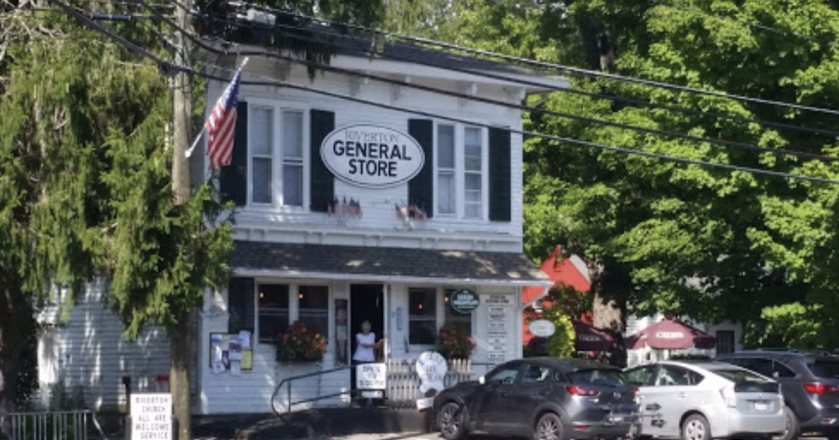 The Riverton General Store In CT Is A Delicious Lunch Spot