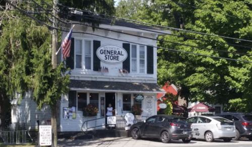 The Riverton General Store In CT Is A Delicious Lunch Spot