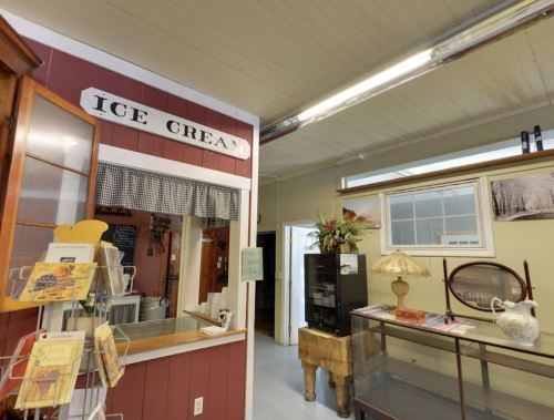 The Riverton General Store In CT Is A Delicious Lunch Spot