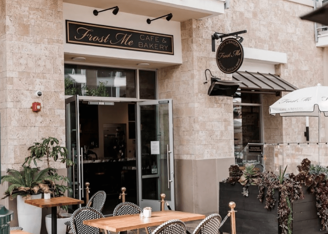 Enjoy The Best Cupcakes In Southern CA At Frost Me Cafe And Bakery