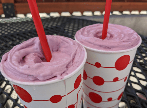 LaBeau's Near Bear Lake Has The Best Raspberry Shakes In Utah