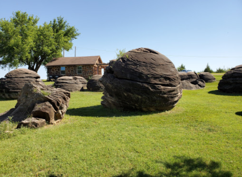 3-Day Road Trip In Kansas: Rock Formations