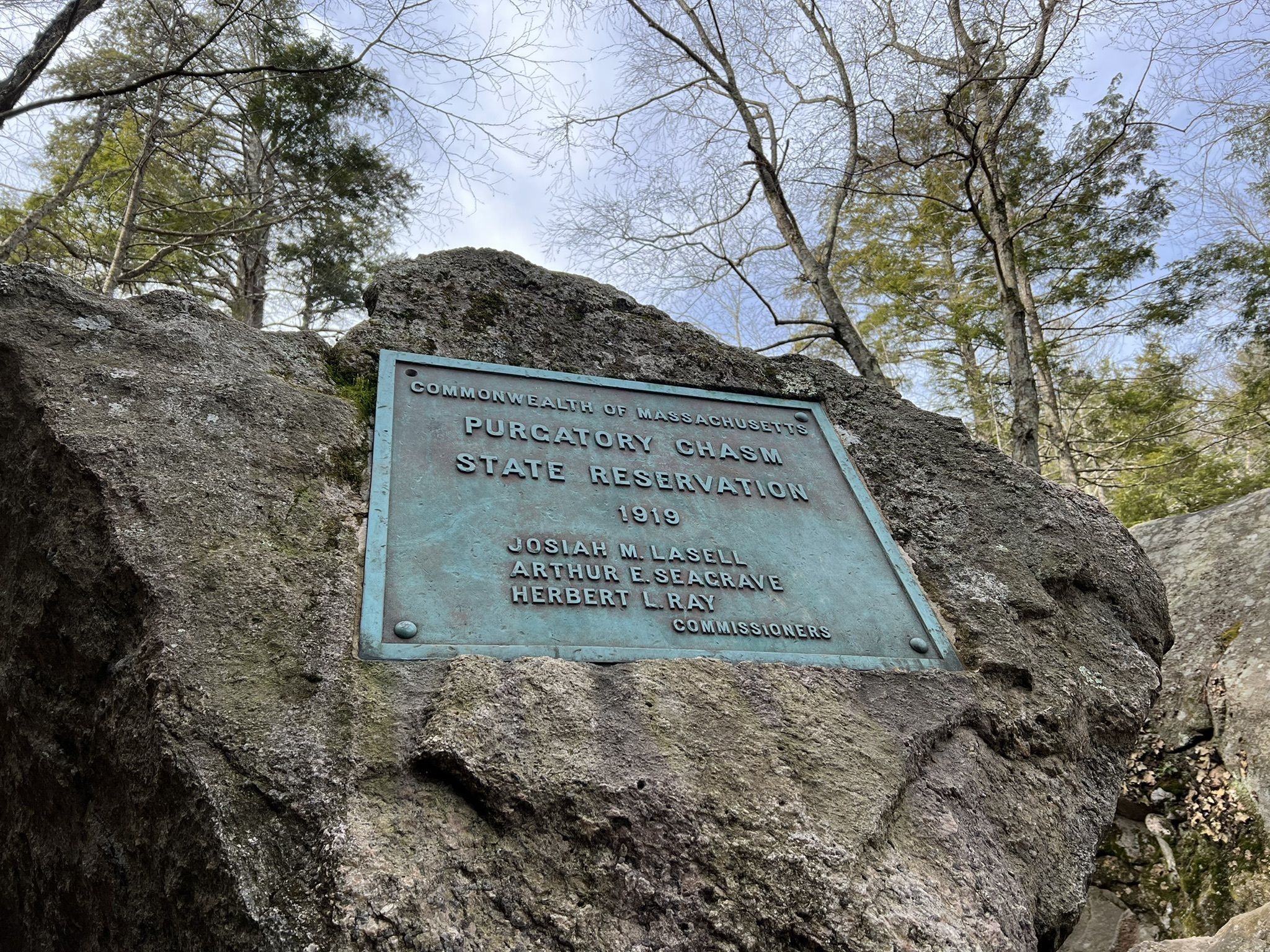 The Unique Rock Formations Along The Chasm Loop Trail In Massachusetts ...