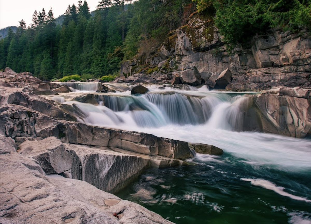 Here Are 12 Washington Swimming Holes That Will Make Your Summer Epic