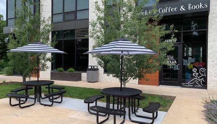 Nestled In The Middle Of A Bookstore, This Tiny Iowa Cafe Is An ...