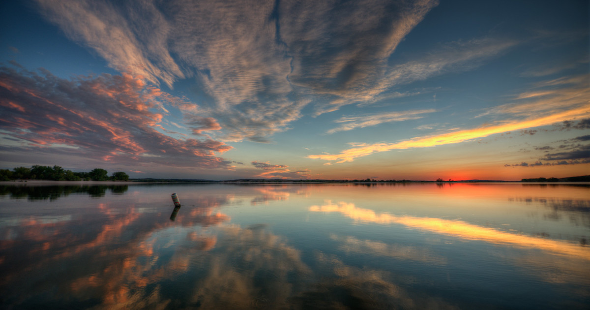 12 Gorgeous Lakes In Nebraska That Demand Your Attention