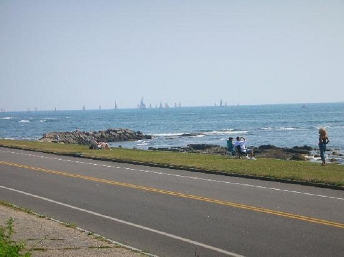 Follow The Atlantic Ocean Along This Scenic Drive Through Rhode Island