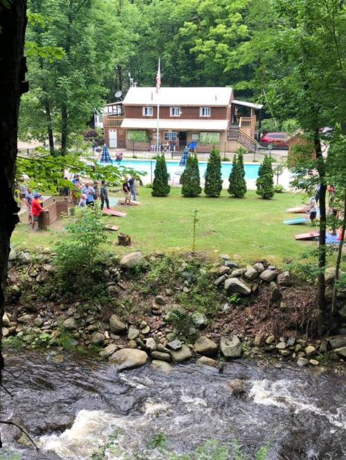 Walker Island Campground: Large Campground In Massachusetts