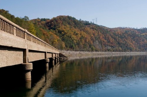 Chilhowee Lake: The Most Remote Lake In Tennessee