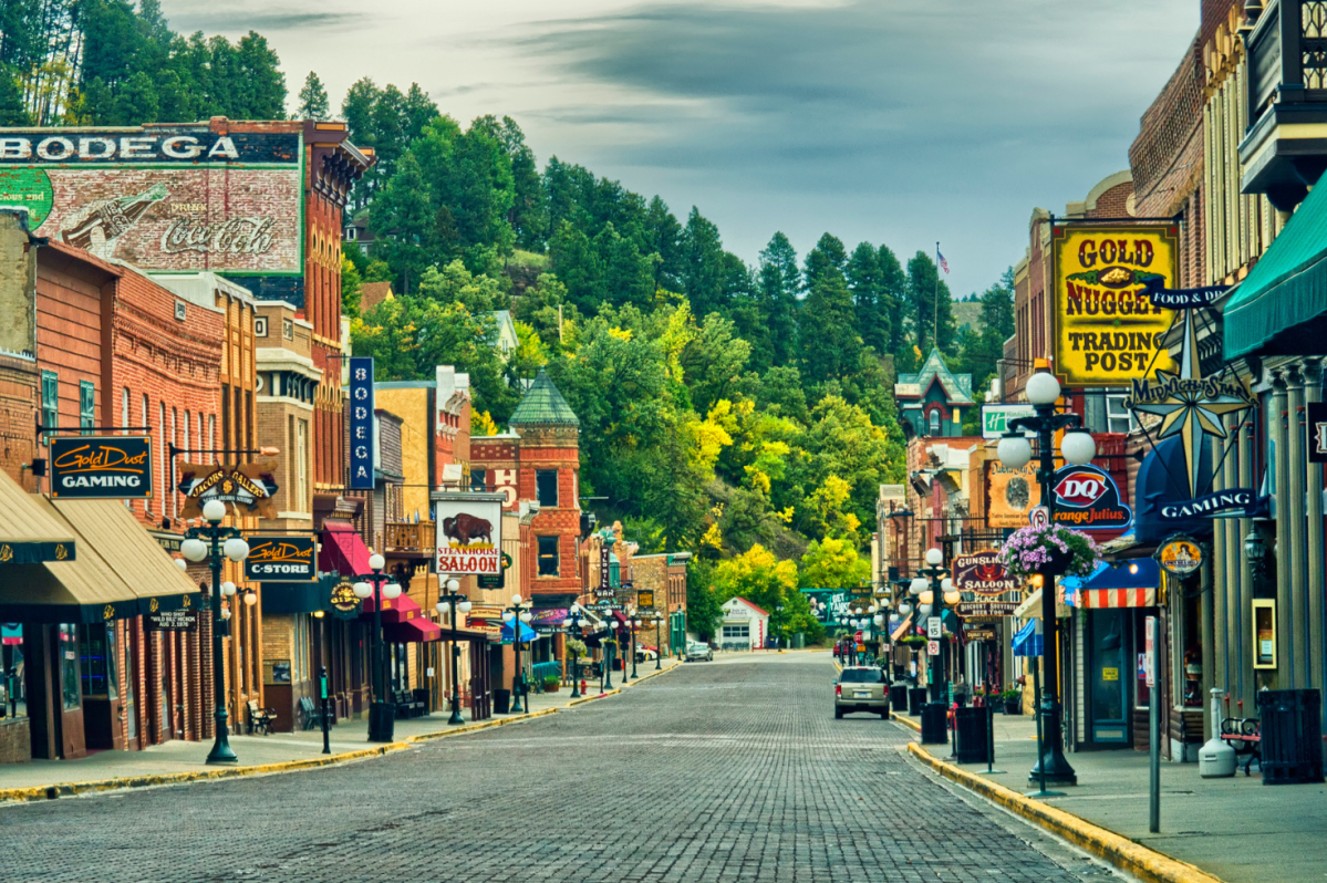 10 Best Small Towns in South Dakota