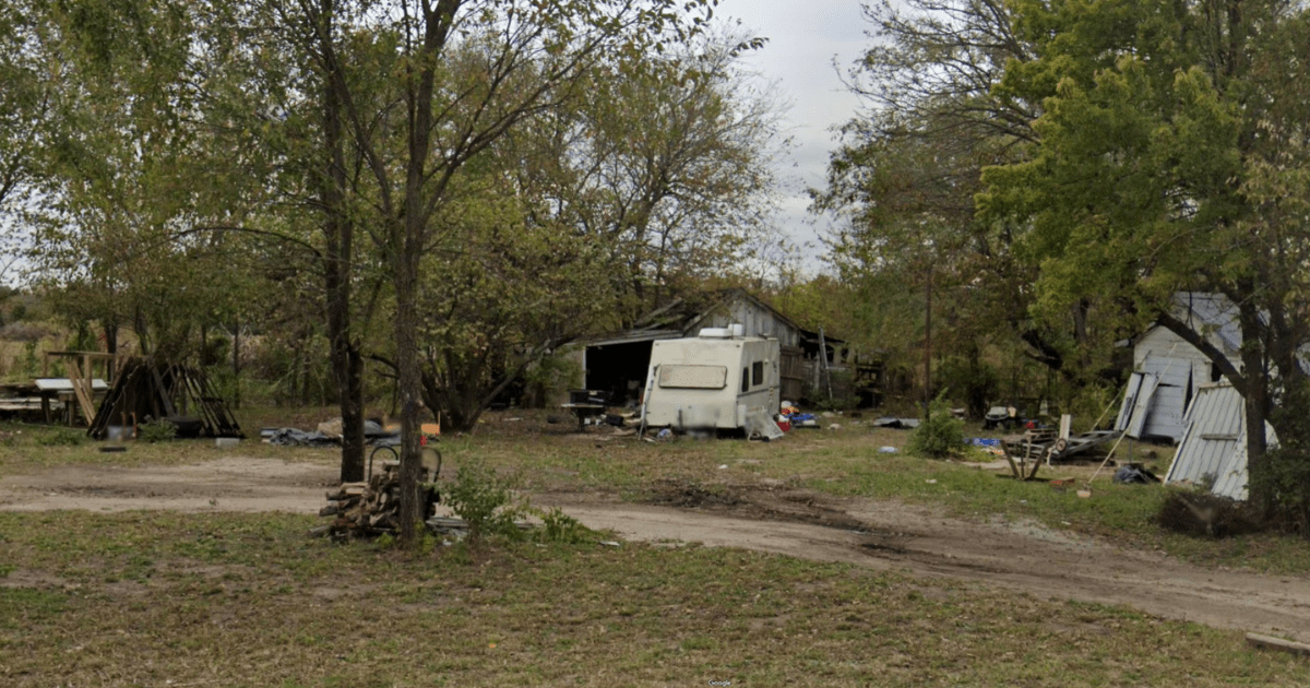 5 Creepy Ghost Towns In Kansas To Visit At Your Own Risk