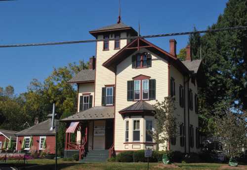 7 Small Towns In Rural New Jersey That Are Downright Delightful
