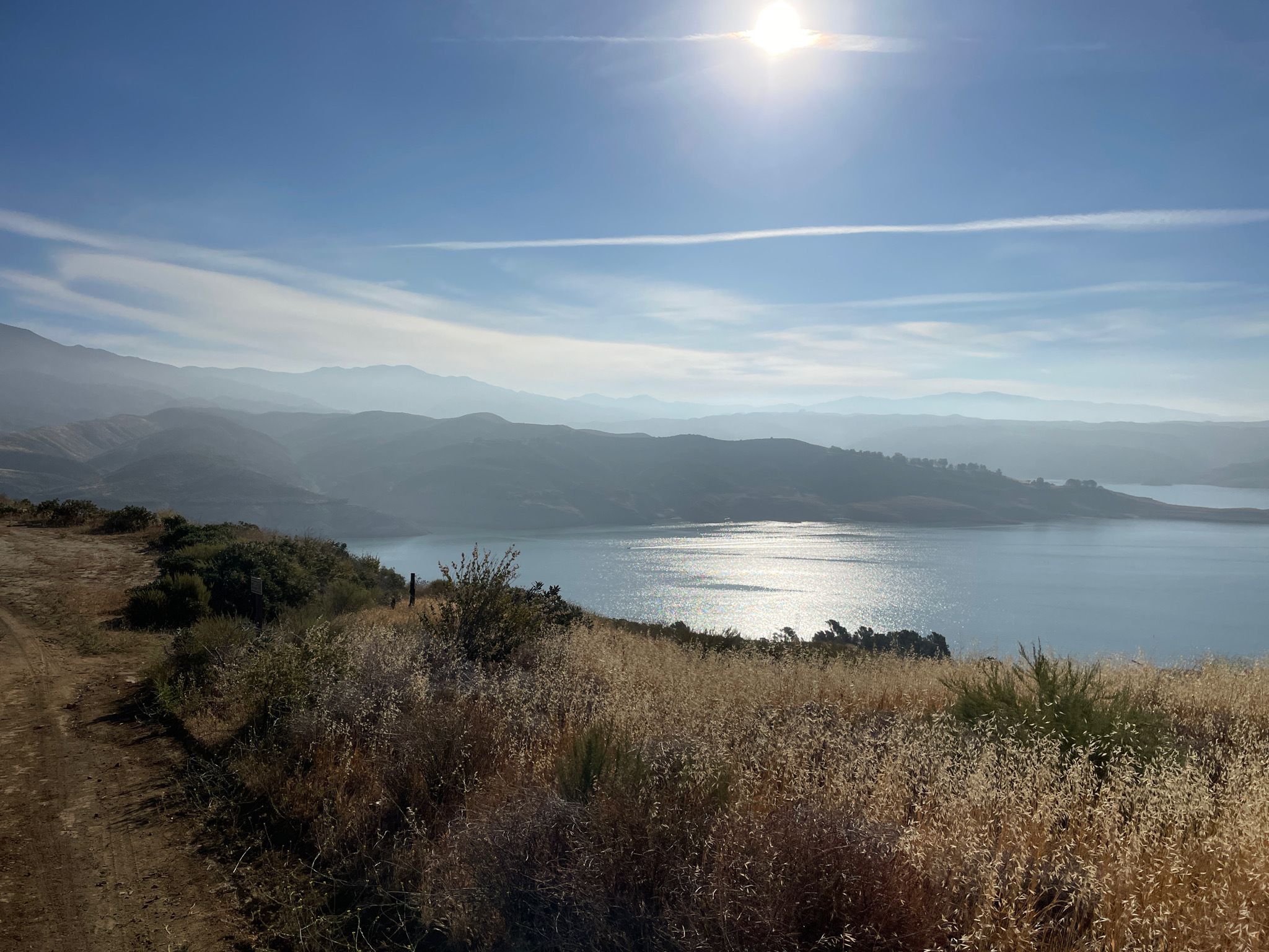 Castaic Lake Is A Sapphire Lake In Southern California That’s ...