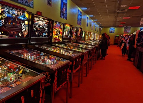 The Largest Arcade In The U.S. Is In New Hampshire, And It's Magical