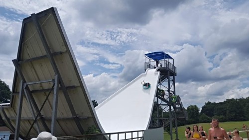 Spring Valley Beach Is A Unique Water Park In Alabama