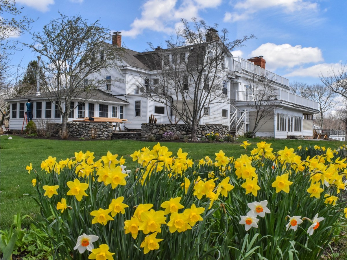 Dine At This Farm To Table Restaurant In Rhode Island