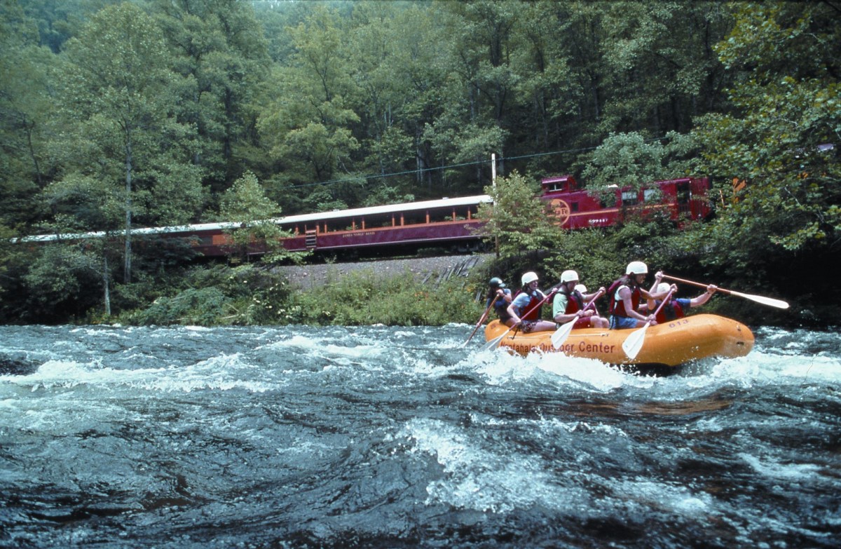 Ride The Train And Go Rafting On This North Carolina Day Trip