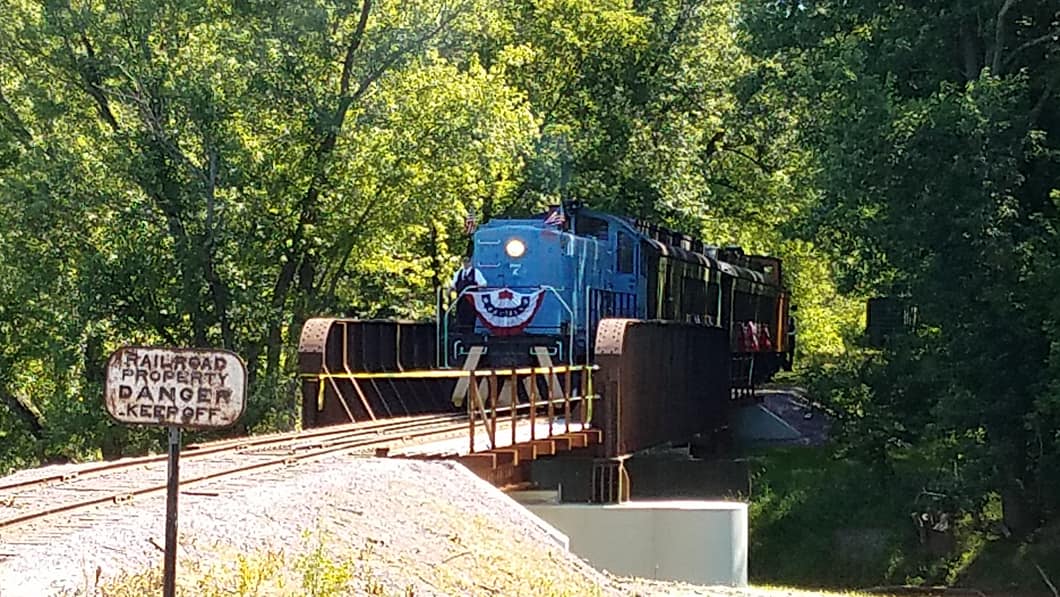 You’ll Love A Ride On The Majestic Valley Train In Wisconsin