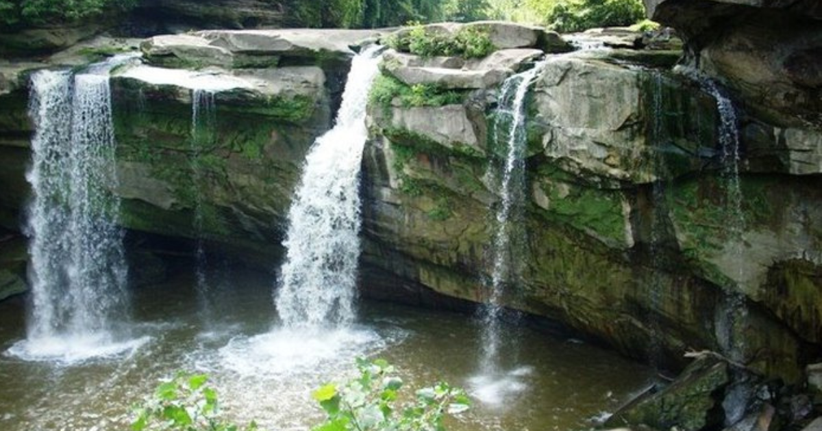 Waterfalls Near Me In Ohio: Cascade Park Waterfall