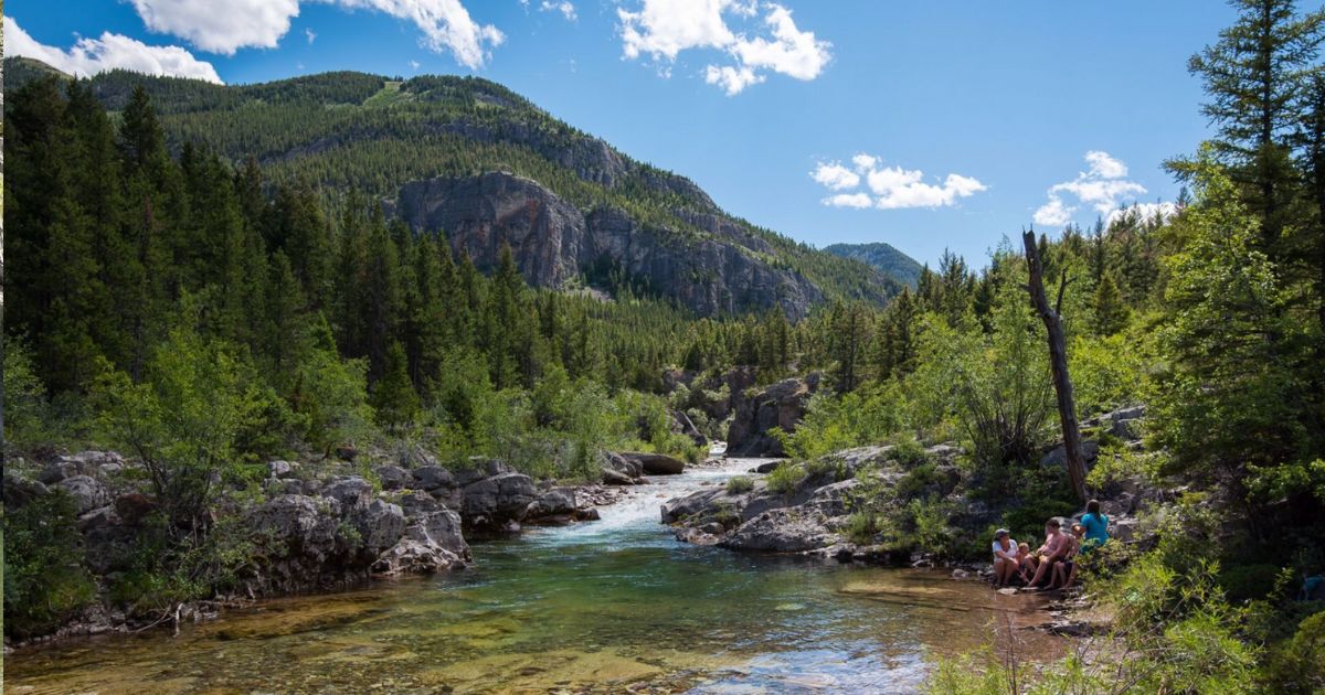 The Natural Swimming Hole In Montana That Will Take You Back To The ...