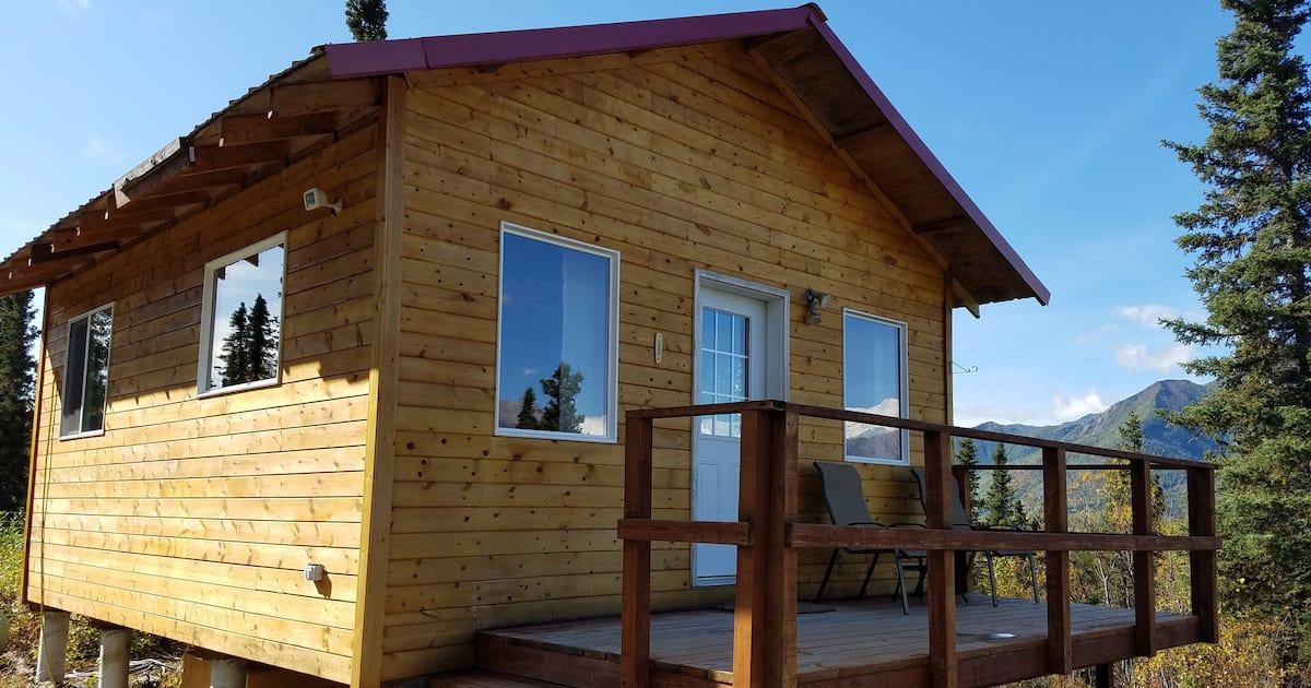 An Amazing Cabin In The Largest National Park To Visit In Alaska
