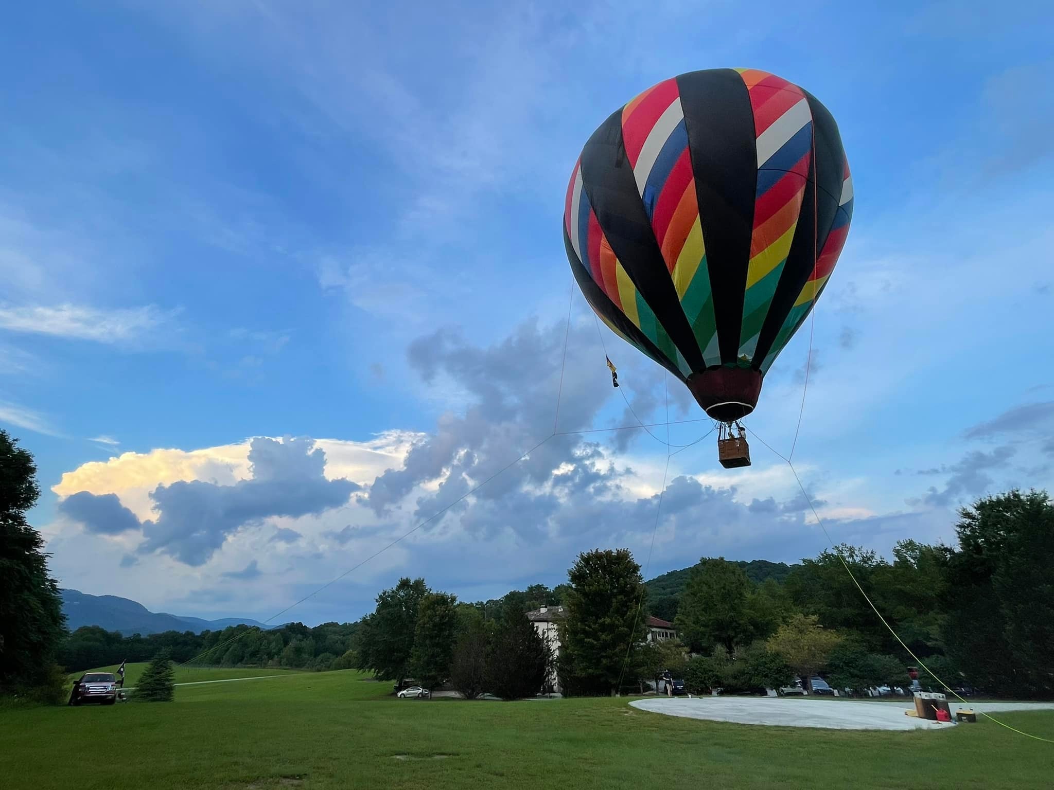 Take A Scenic Hot Air Balloon Ride Over The Forests And Inland Lakes Of ...