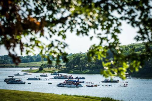 6 Destinations Up North In Missouri That Are So Worth The Drive