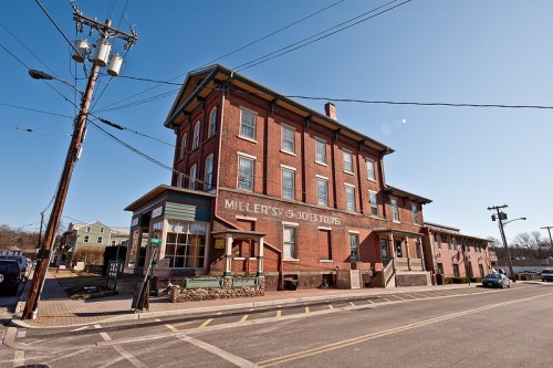 Frenchtown, New Jersey, Is A Charming River Town