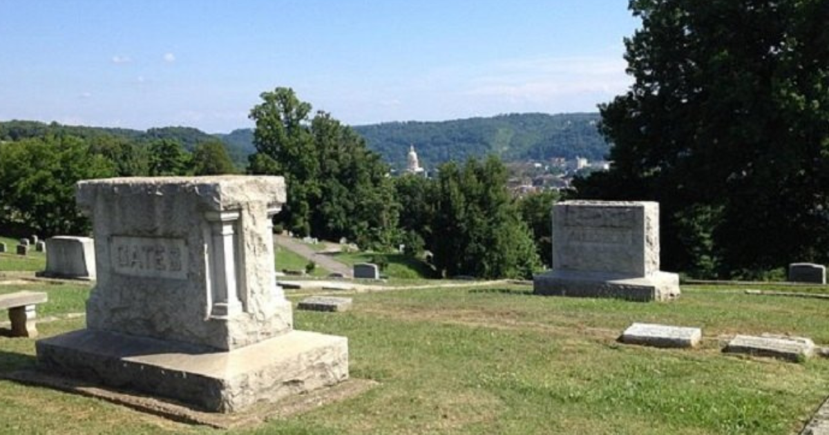 Spring Hill Cemetery in Charleston, WV: Beautiful And Haunted