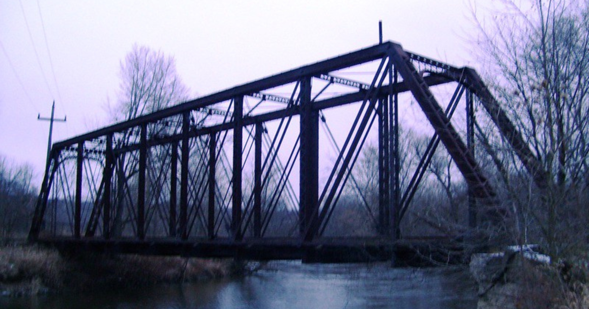 The Stories Behind These 9 Haunted Bridges In Ohio Will Keep You Up At ...