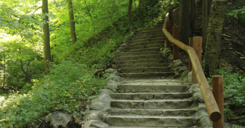 The Scenic Seven Bridges Trail In Wisconsin Is Magical