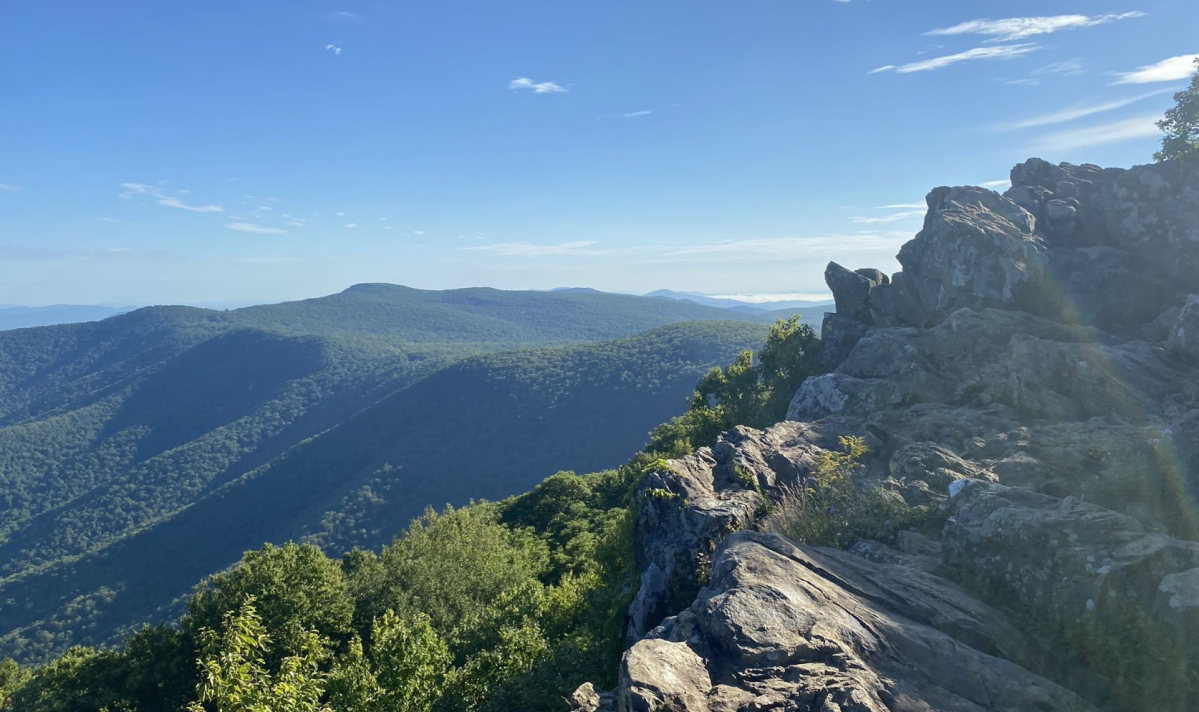 Beautiful Loop Trails In Virginia: Hawksbill Loop
