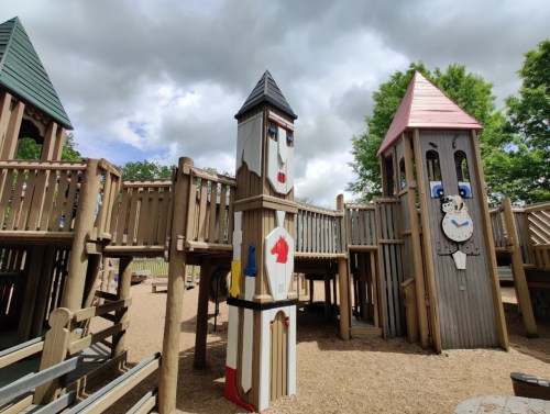 Kid's Kingdom Is A Fairy Tale-Themed Playground In Alabama