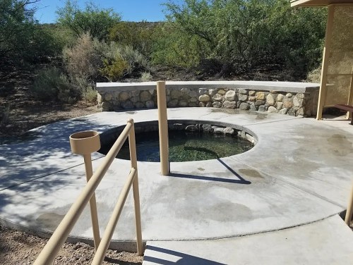 6 Surprising Hot Springs In Arizona To Visit This Fall