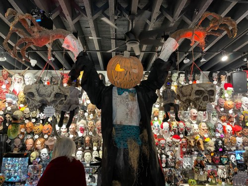 The Halloween Store In Pennsylvania That Gets Better Every Year