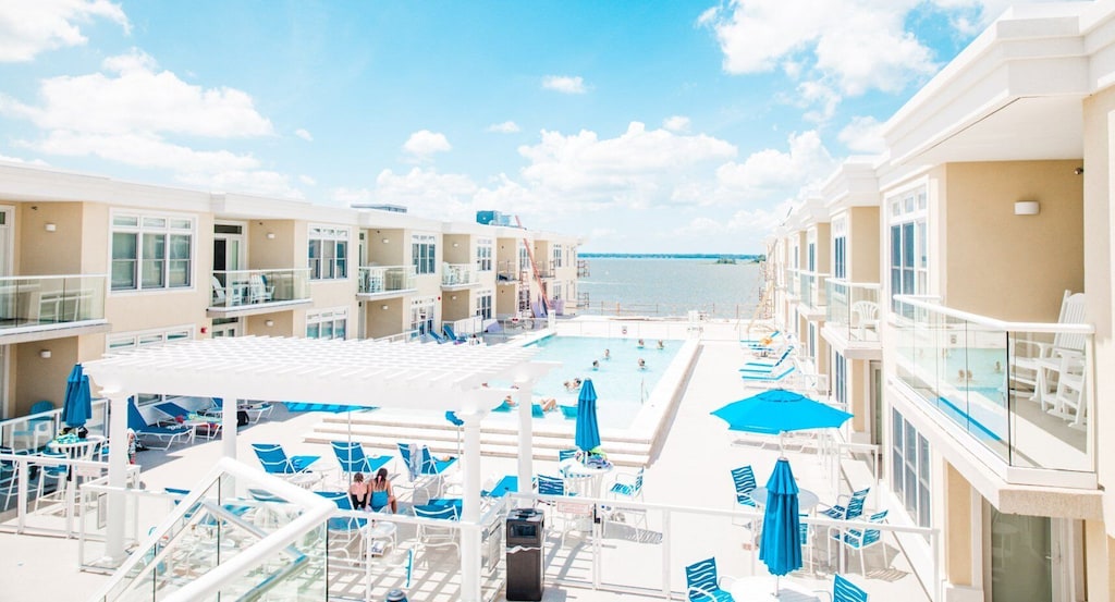 Stay In A VRBO With A Rooftop Pool In Delaware