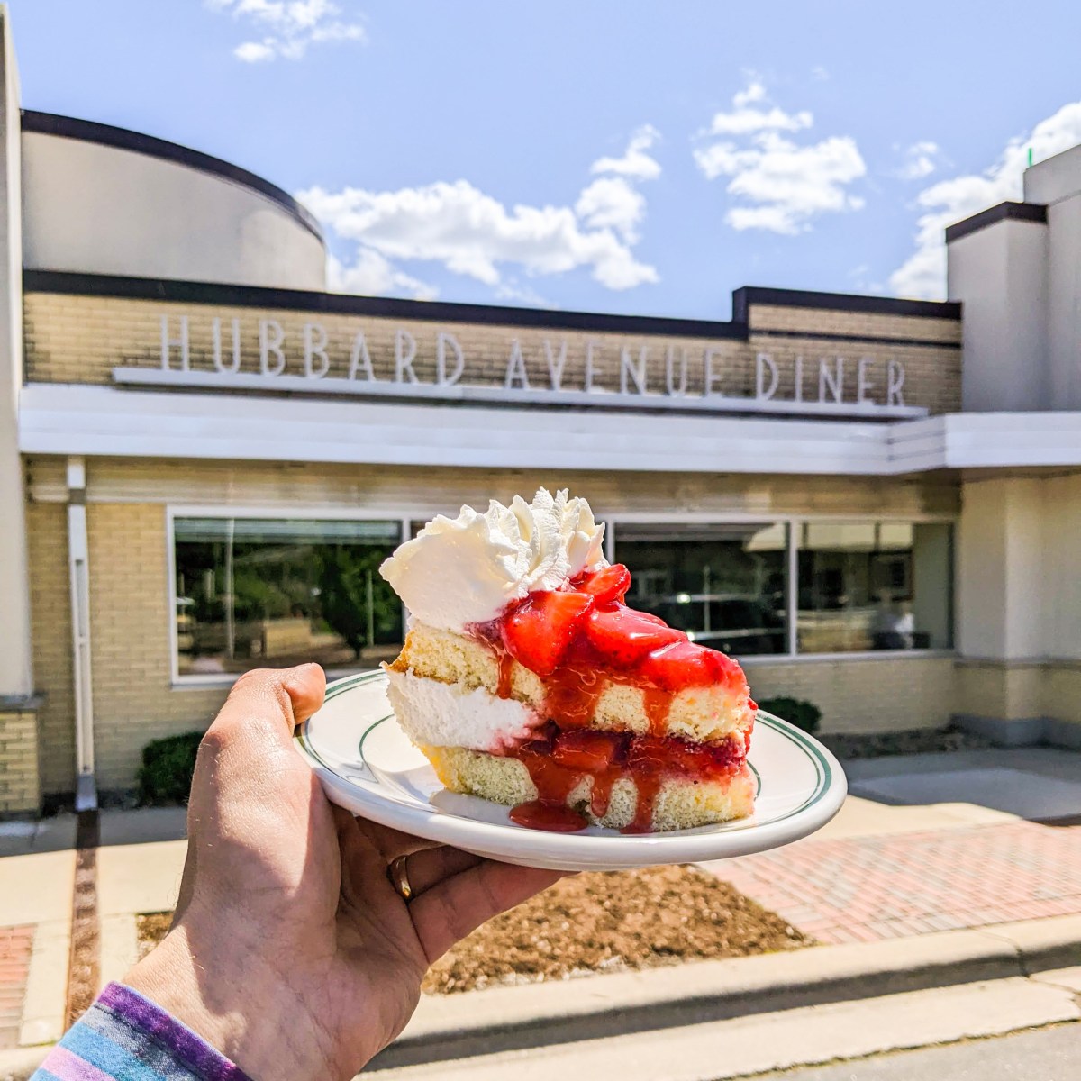 Hubbard Avenue Diner Has The Best Dessert In Wisconsin