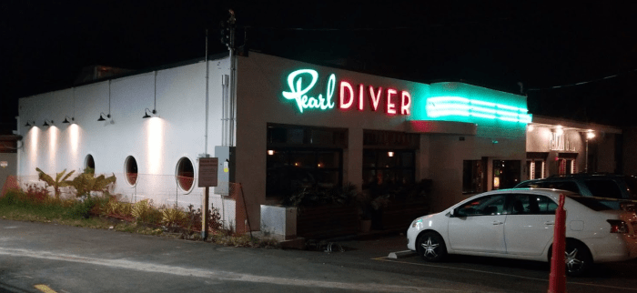 Get A Splash Of Island Life At Pearl Diver In Nashville Tennessee