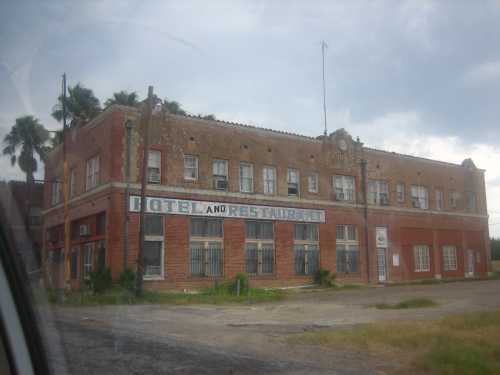 Longest Highway In Texas: Highway 83 In Texas