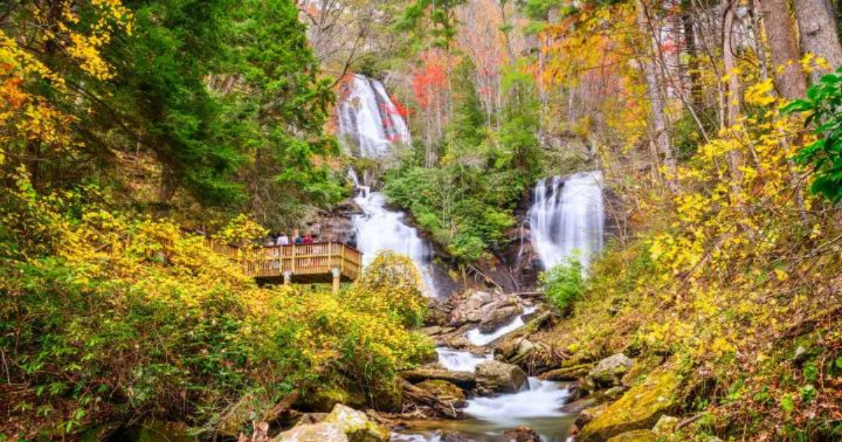 Discover the Beauty of Anna Ruby Falls in Georgia This Fall
