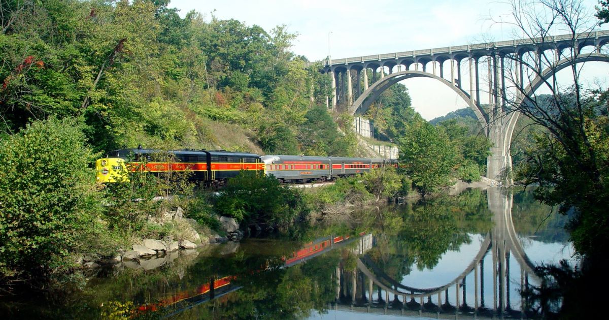 Scenic Adventures: 8 Train Rides In Ohio