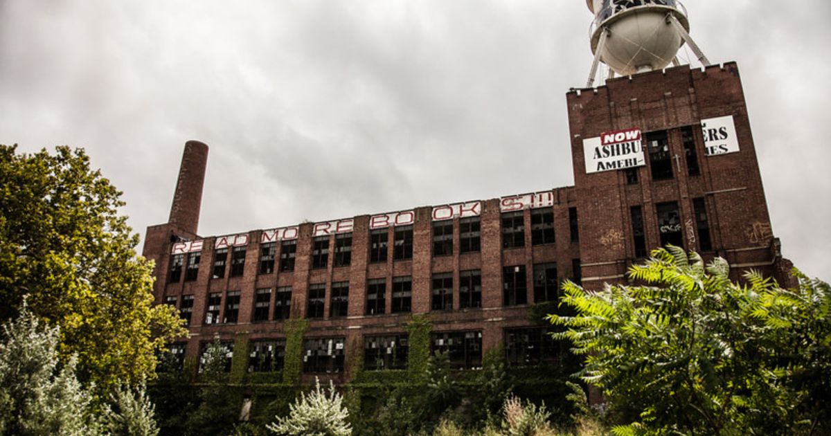 7 Abandoned Places In Cleveland Ohio That Are Haunting
