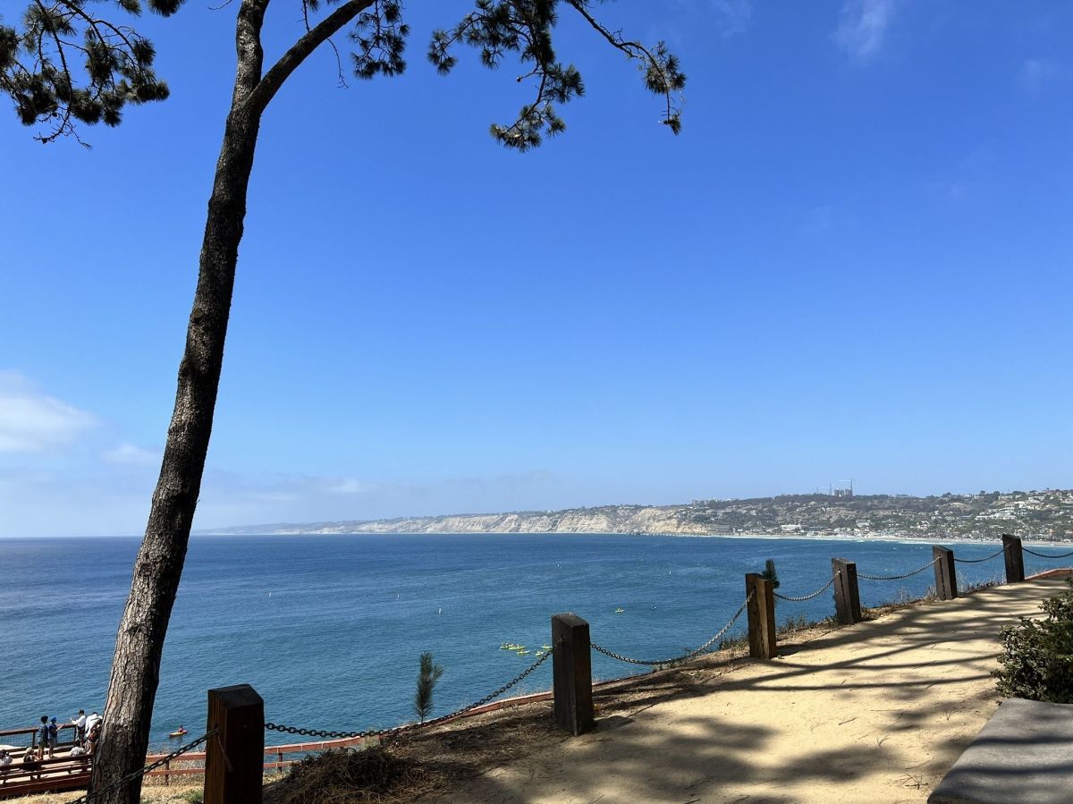 This Beach Hike In Southern California Is Great For A Family Day