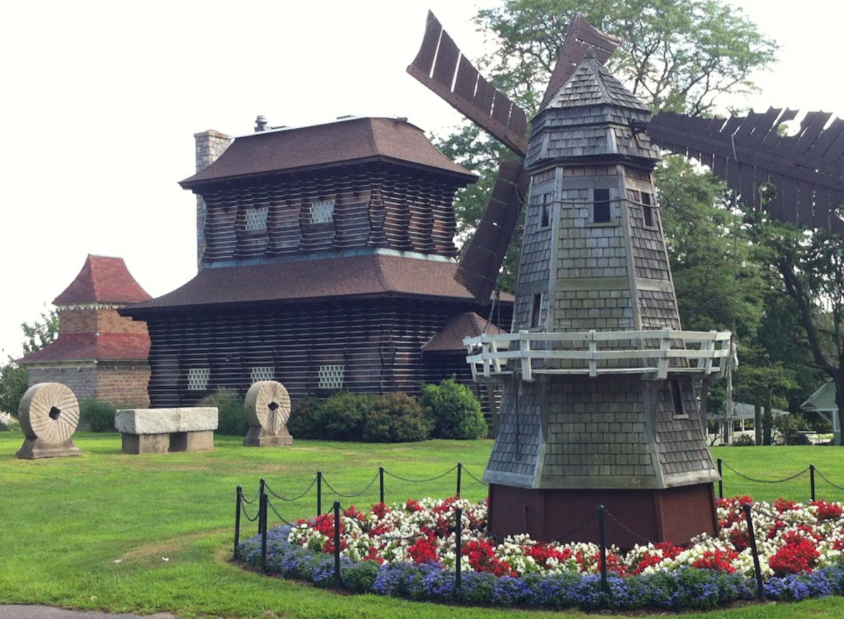 This Haunted Park In Connecticut Gives Off Spooky Vibes