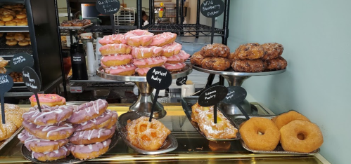 The Best Donuts In Kansas Are At Hana's Donuts